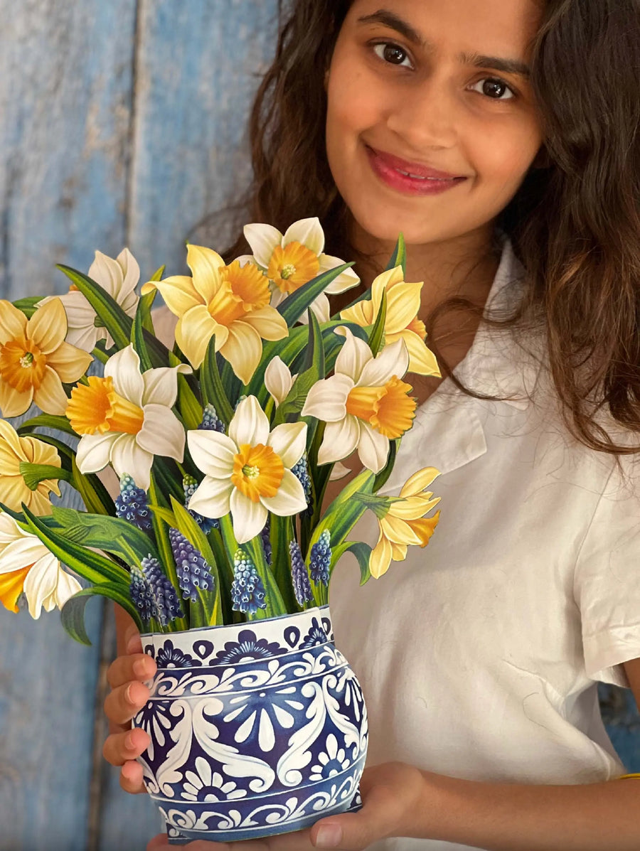 Daffodils Paper Flower Bouquet | FreshCut Paper Spring Décor